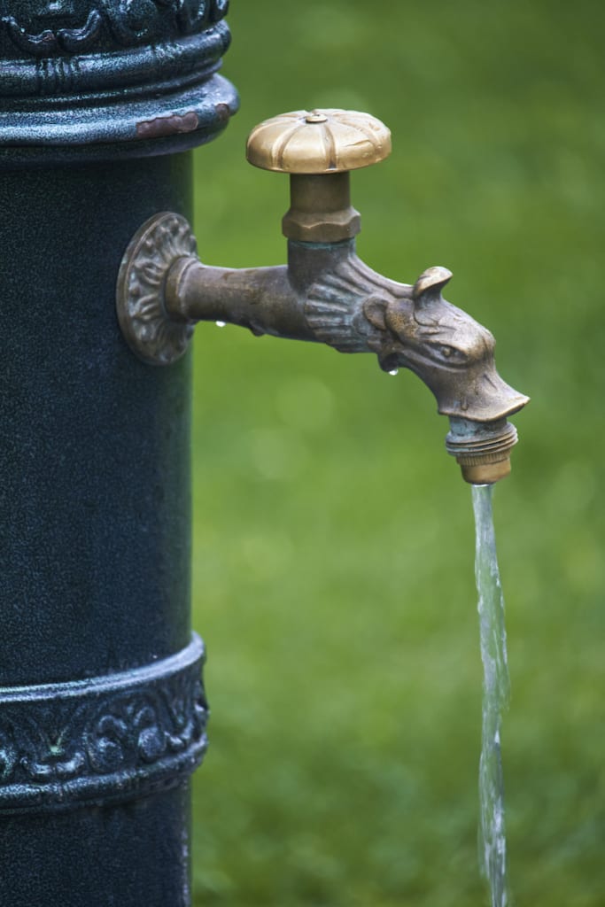 5 Off-Grid Water Sources for Your Survival Retreat - SurvivalRealty.com