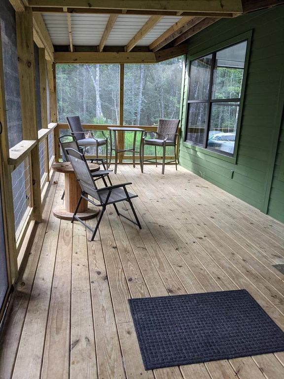 Off-grid - Self-sustaining Cabin on 60 Acres - Florida - SurvivalRealty.com