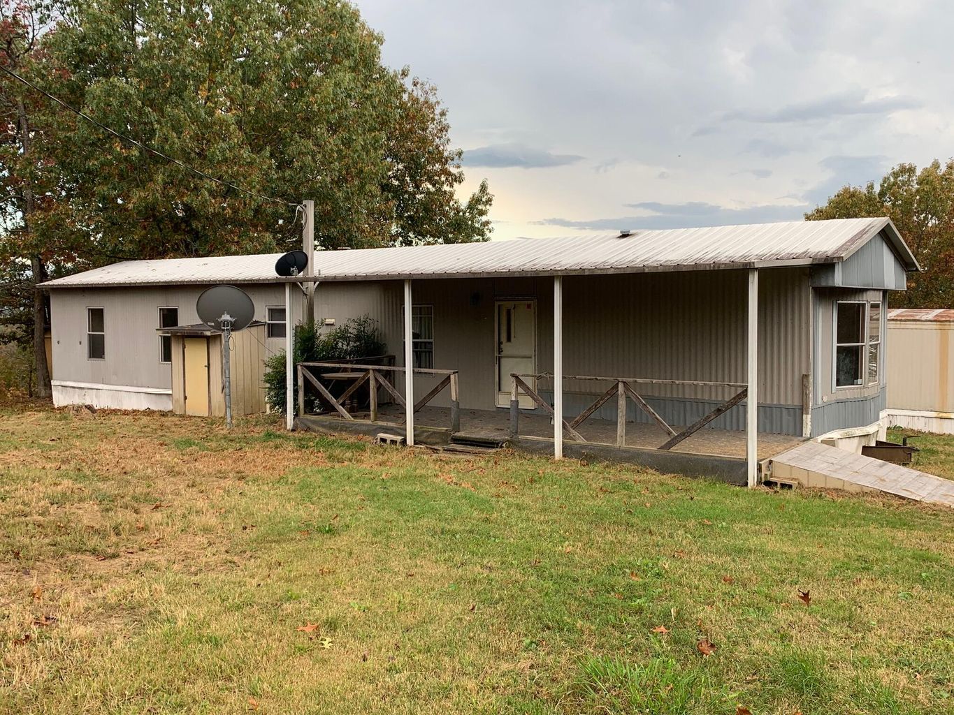 15 Acre Homestead Above the Buffalo River - SurvivalRealty.com