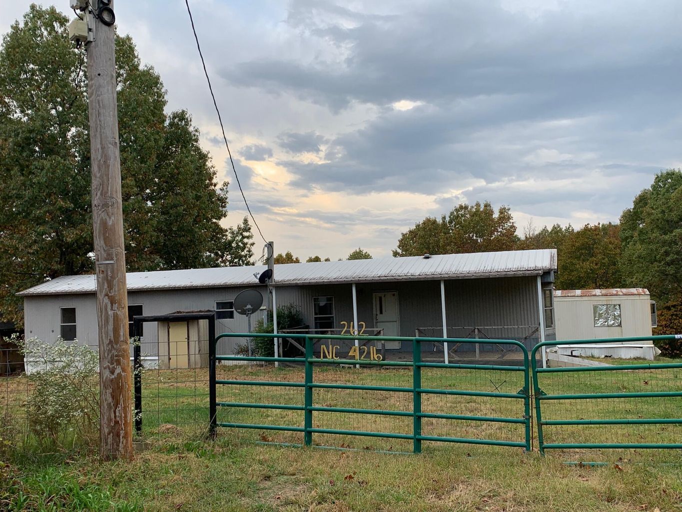 15 Acre Homestead Above the Buffalo River - SurvivalRealty.com