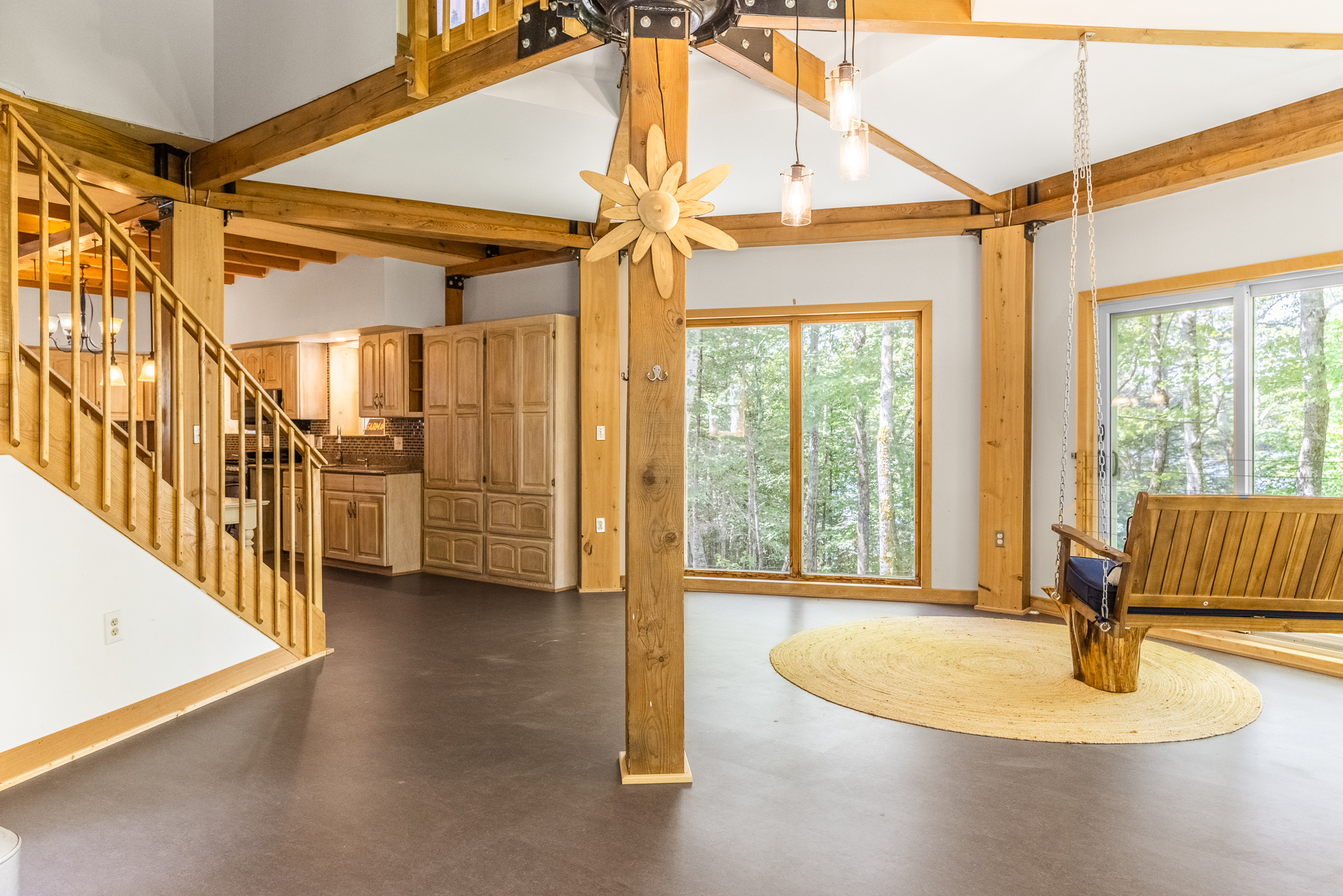 Self-Sufficient Waterfront Homestead - SurvivalRealty.com