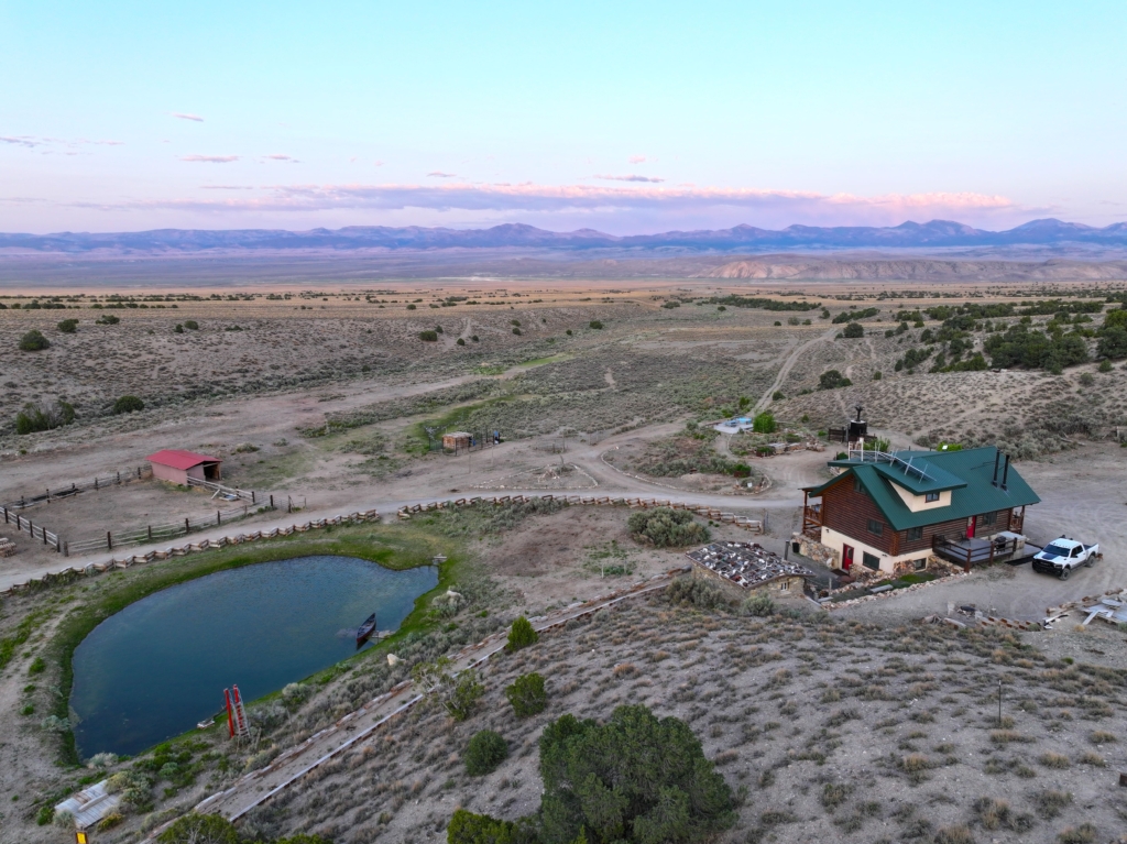 Ike's Canyon Ranch - Where the Wild Meets Rustic Luxury ...