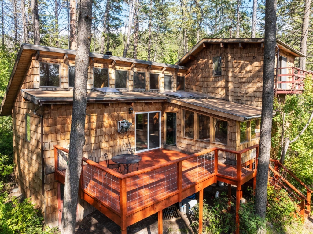 Rural, Sustainable, Off-grid Property and Agents - SurvivalRealty.com